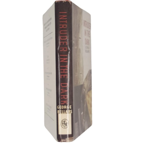 Intruder in the Dark by George Bellairs 1966 | Country House Library ...